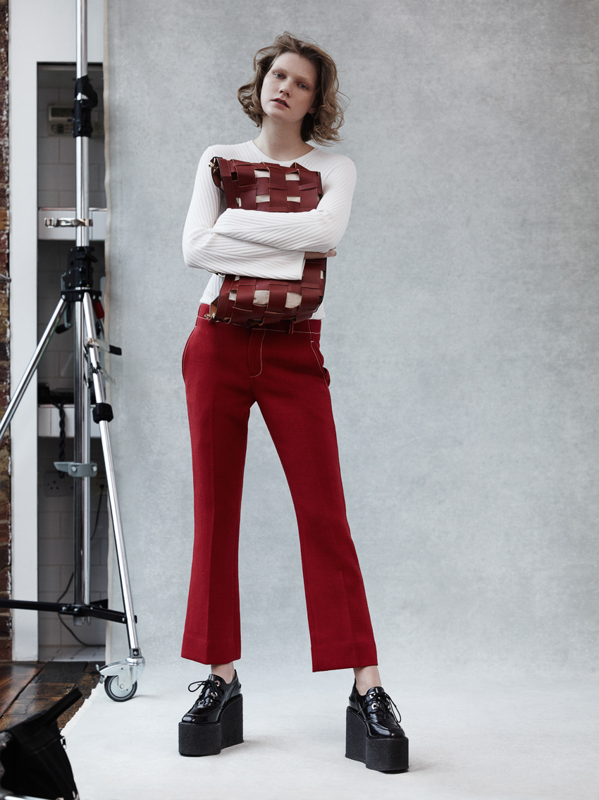 Marland Backus in Vogue UK May 2016 by Laurence Ellis - DAILY-MODELS ...