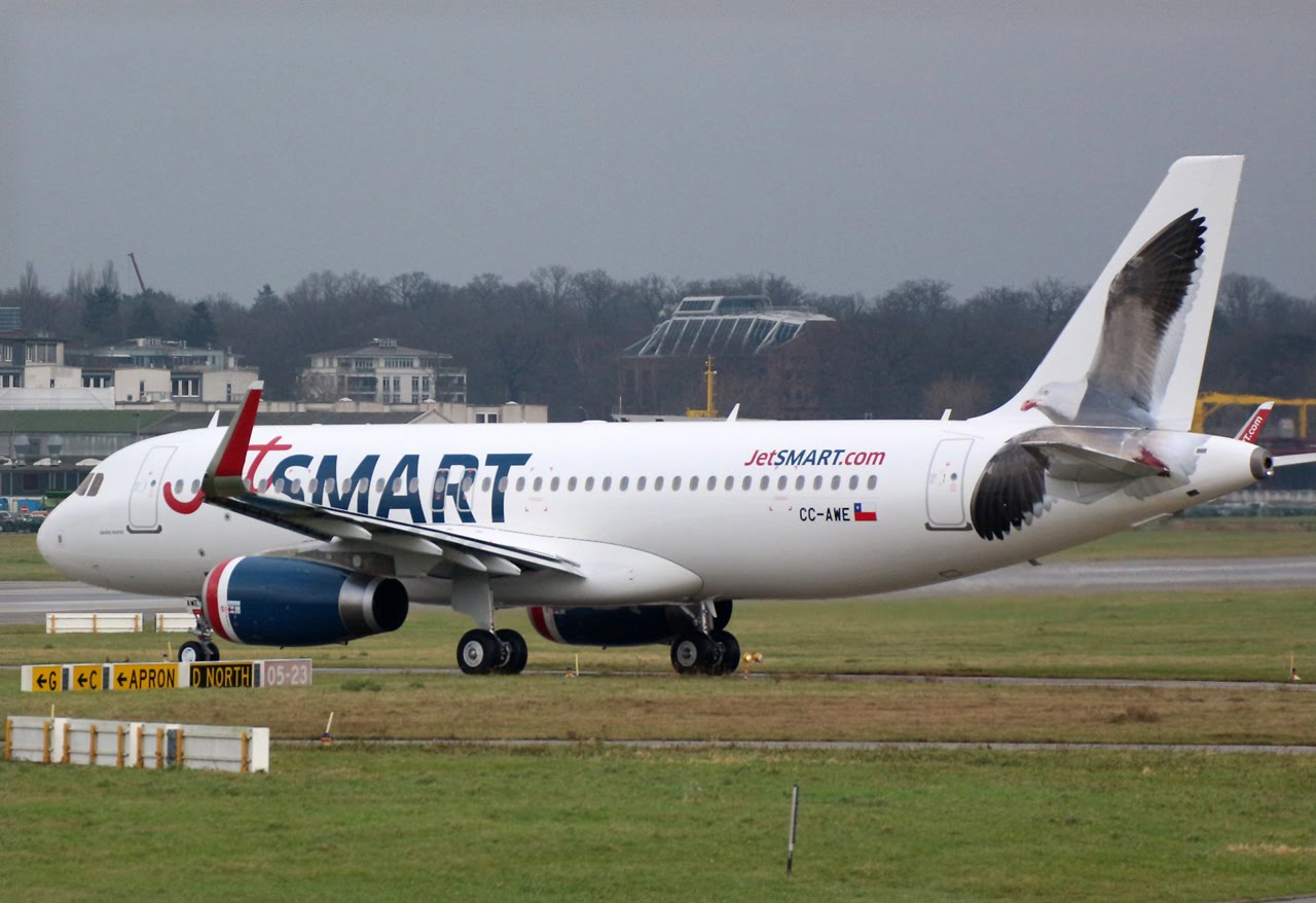 Airbus Hamburg Finkenwerder News: A320-232SL, JetSMART, Argentina LV ...
