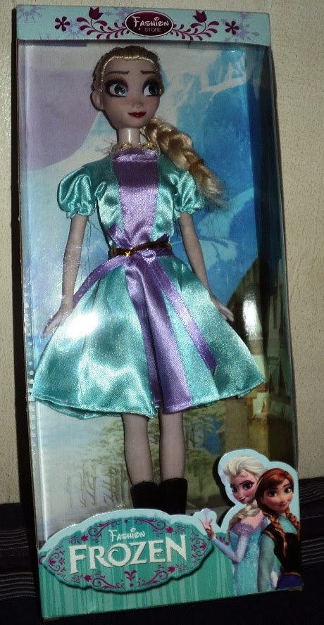 Knocked-off!: Bootleg Toy Review : Bootleg Elsa 12" doll