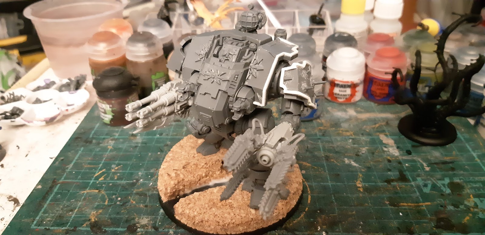 What's On Your Table: Chaos Decimator Conversion - Faeit 212