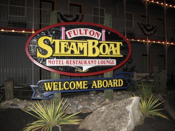 Outta the Way: Fulton Steamboat Inn