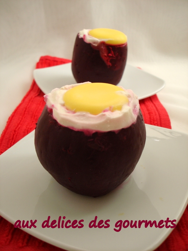 Aux délices des gourmets: ŒUF EN COCOTTE DE BETTERAVE