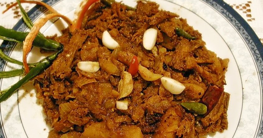 Rummana's Kitchen: Loitta Shutki Bhuna (Dried Loitta Fish)