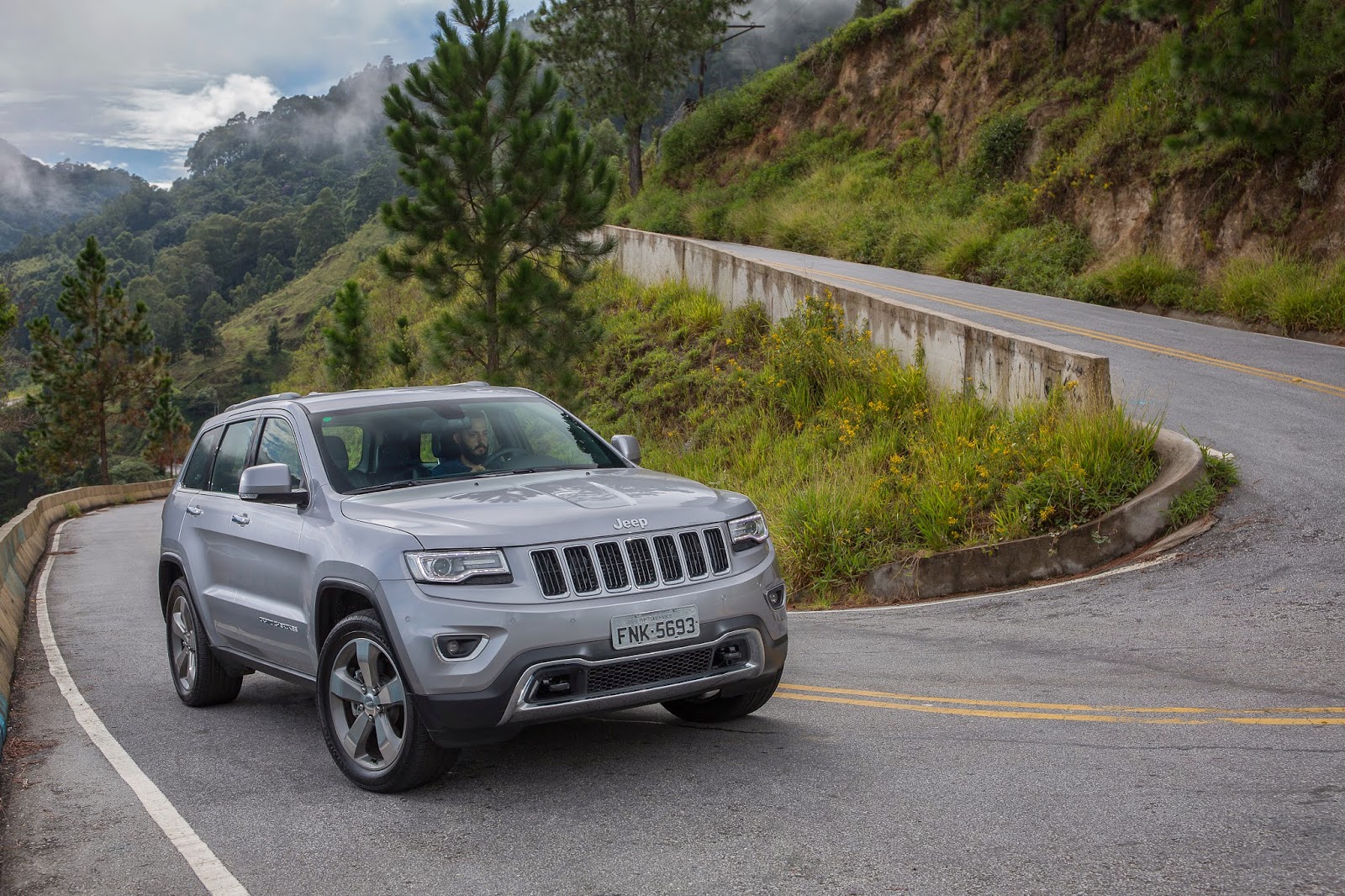 Jeep Grand Cherokee ganha versão Diesel