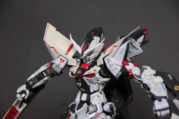 Custom Build: 1/100 Gundam Astray Black Frame