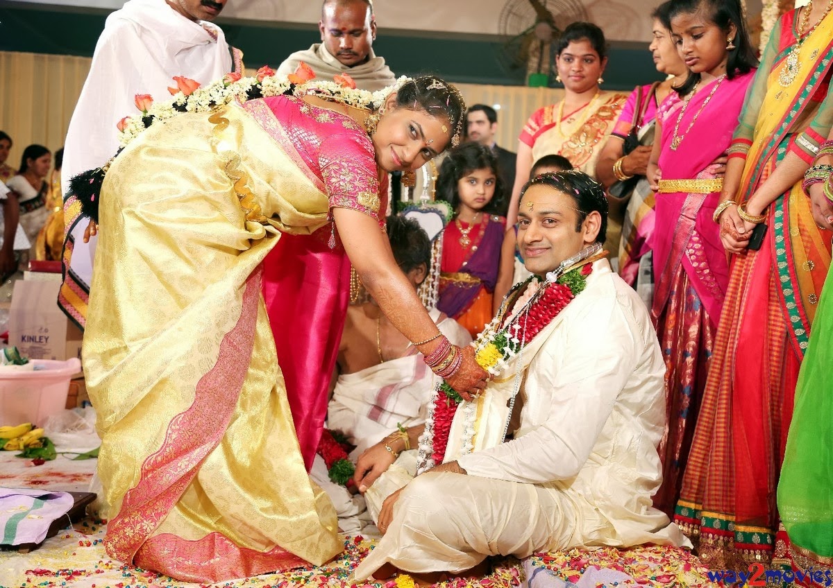 TELUGU CINEMASS: BVSN Prasad Daughter Wedding Photos