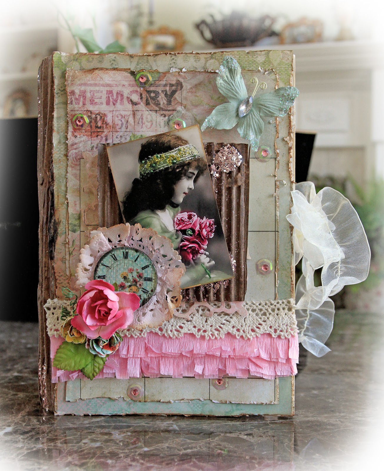 My Glitter Coated Life: Altered Memory Book Box
