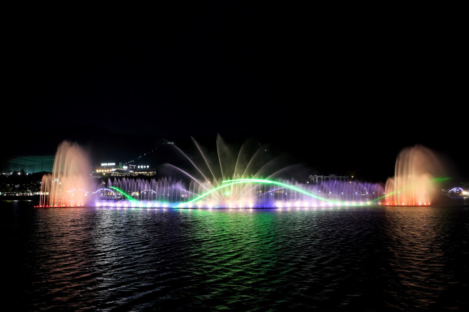 4 Places to Cool Off in Daegu, South Korea during Summer - Suseong Lake ...