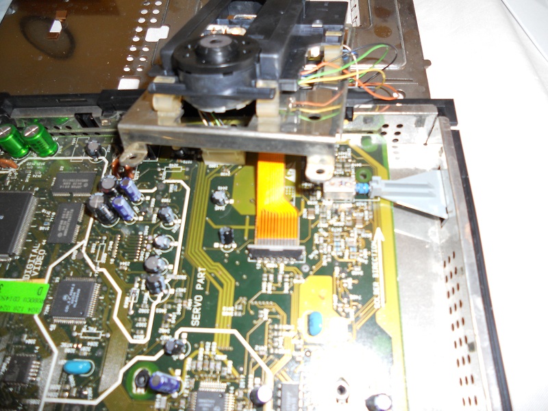 Life in 16-bit: Philips CDI 450 Repair: Laser Replacement