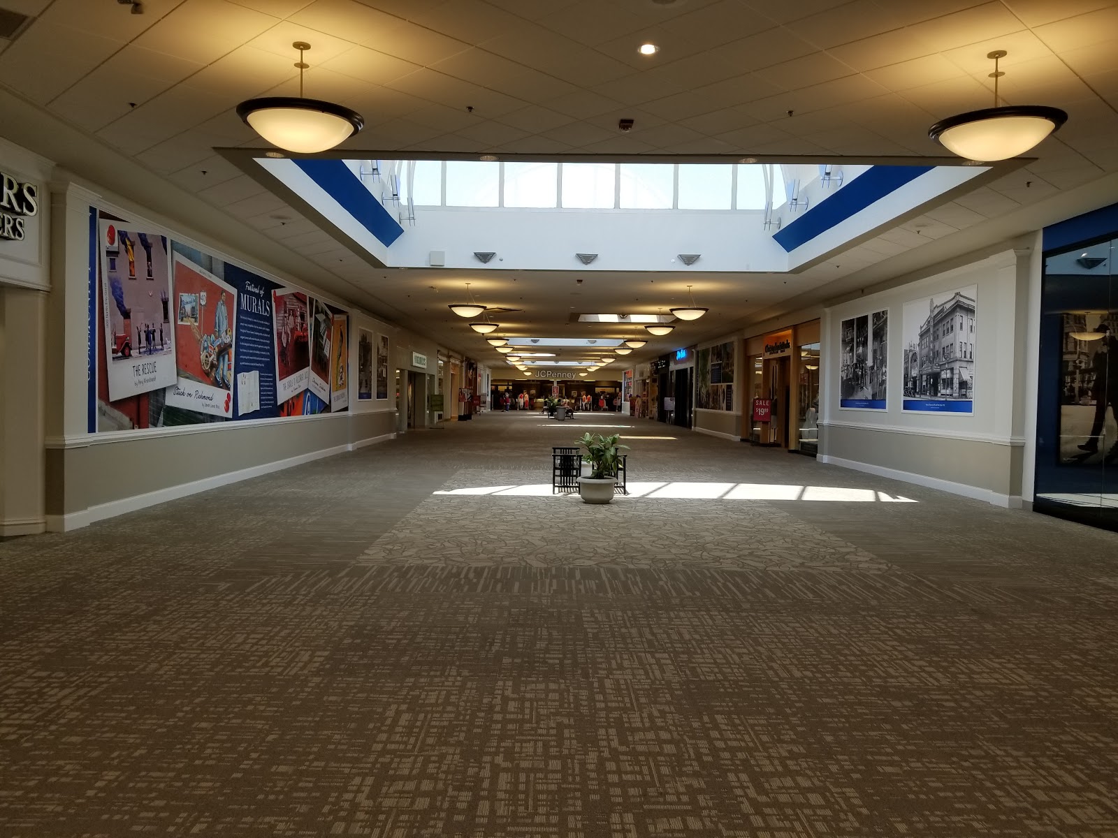 Dead and Dying retail