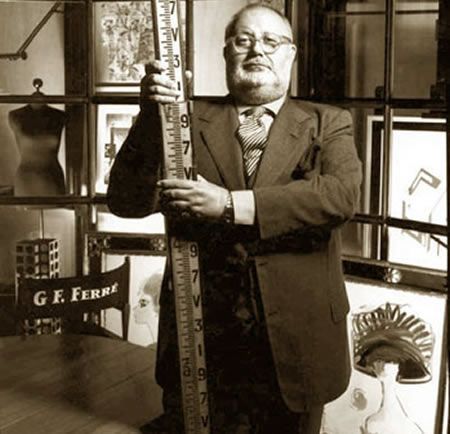 Lo stilista di oggi è . . ." Gianfranco Ferrè " !