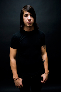 Alesana fans to death