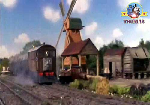 Steam Tram Toby's Windmill Thomas & Friends Wooden Railway Sets | Train ...