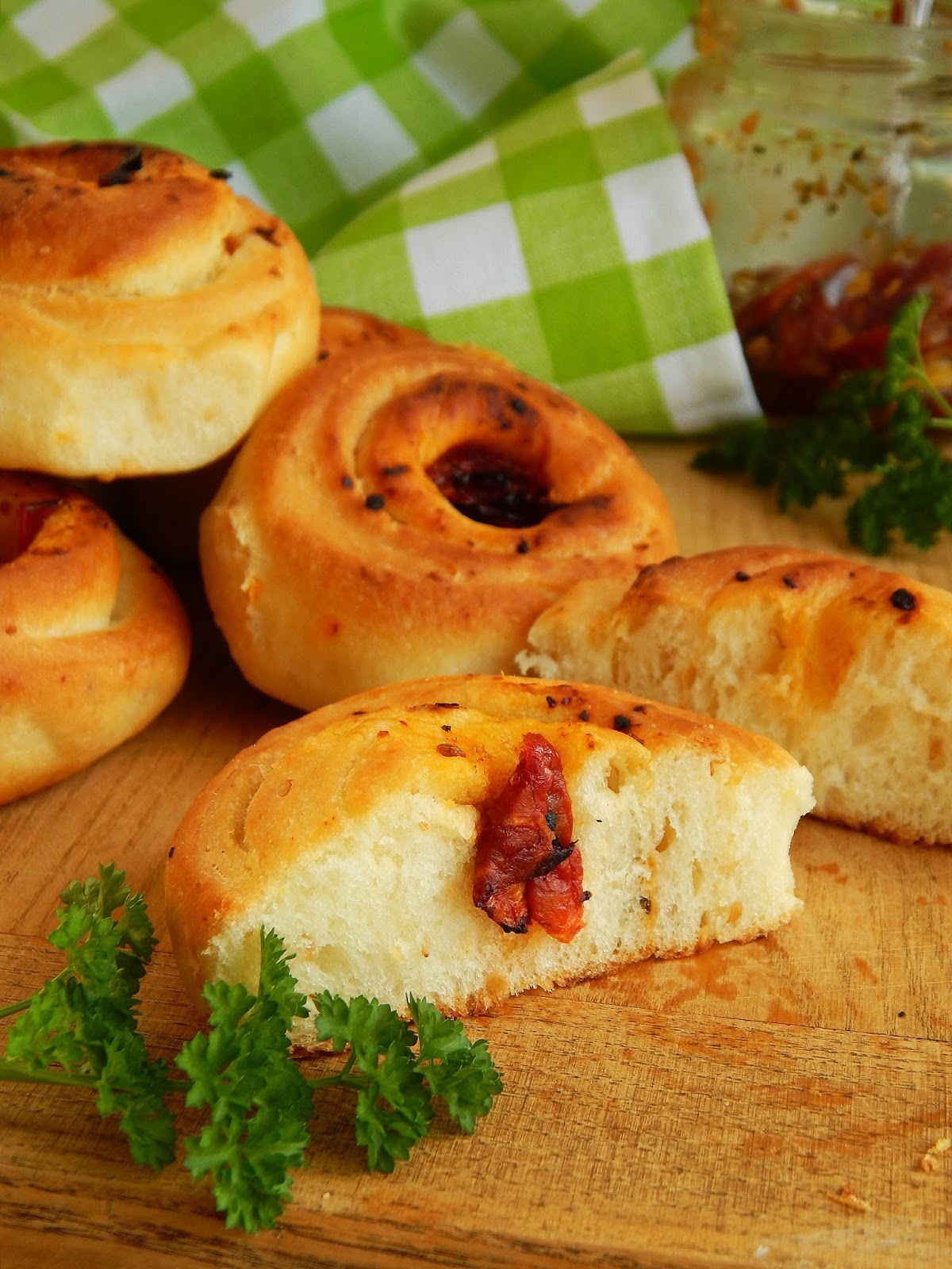 Jekin Kapric : Slana peciva, pite i rolati