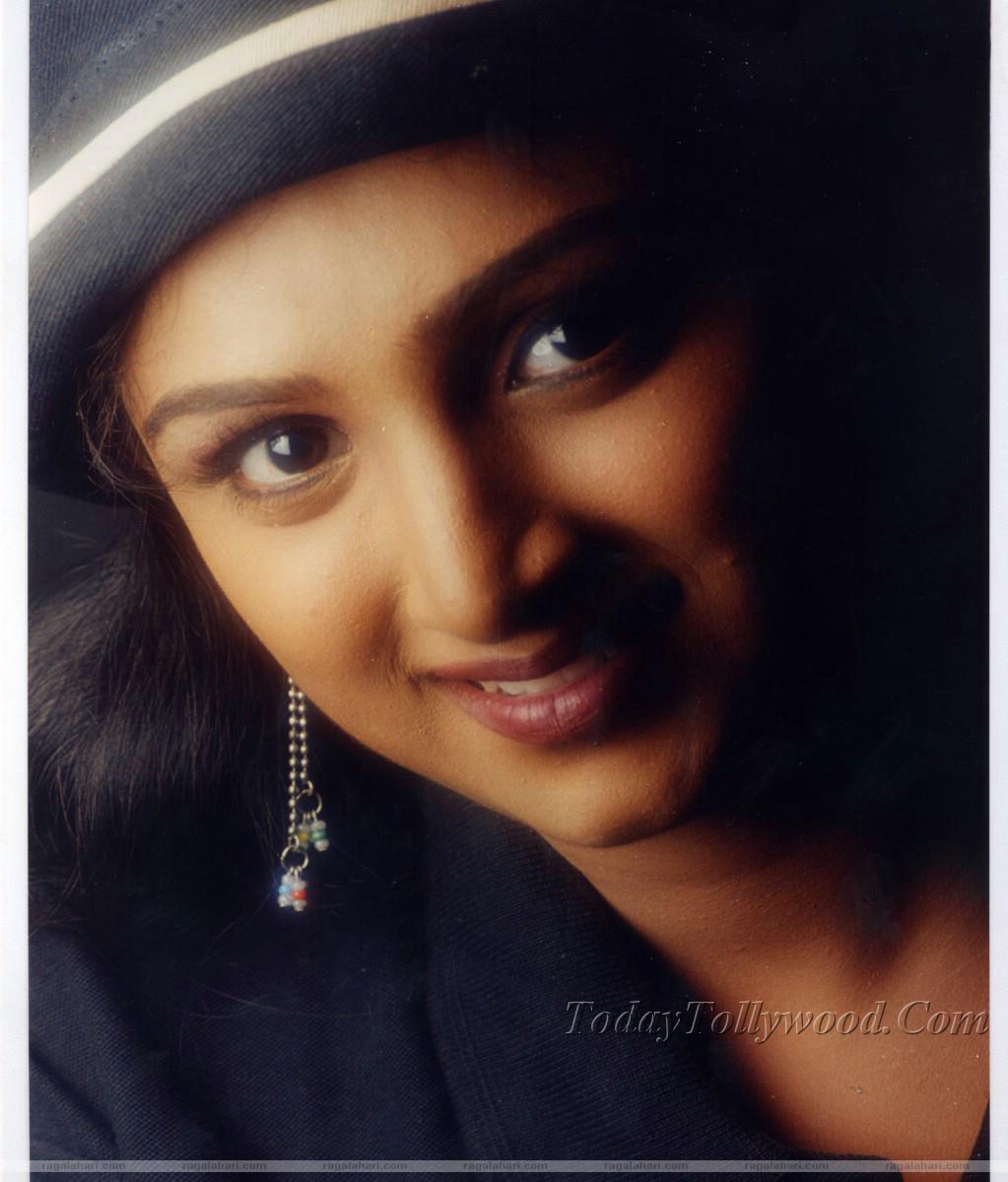 Waheeda Spicy Photo Profolio Waheeda Latest Stills | Tollywood News ...