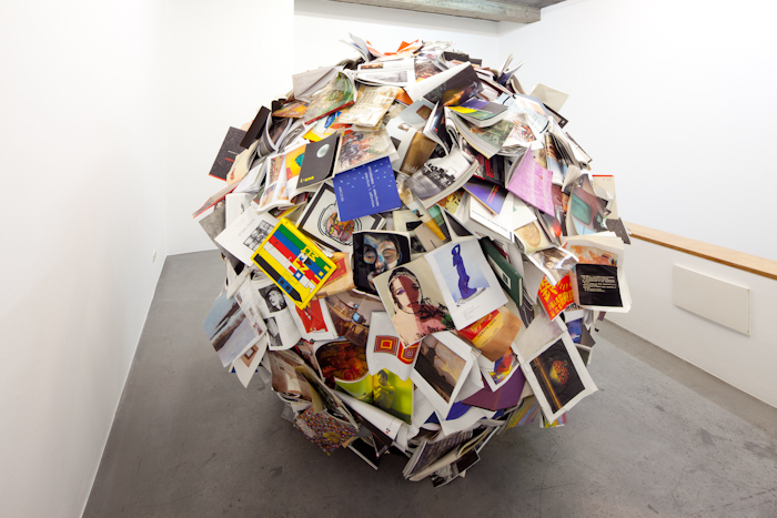 ART INSTALLATION: ¿QUÉ ES LA INSTALACIÓN ARTÍSTICA?