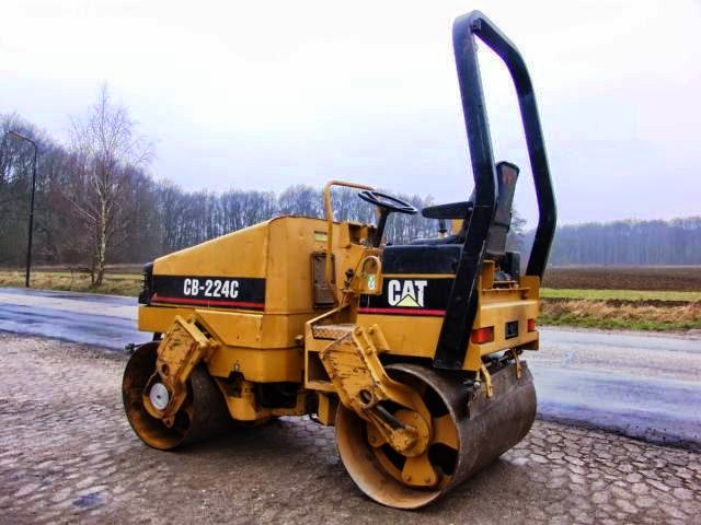 Cilindru compactor Caterpillar CB-224C 2.6to Second Hand