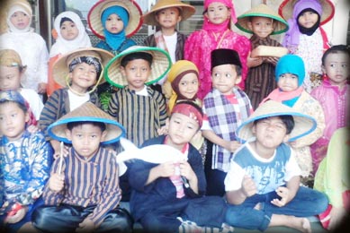 Baju Petani Anak Laki - Desain Baju Modern