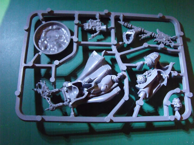 Limited Edition Warhammer models: Warhammer 40k Army Box models ...