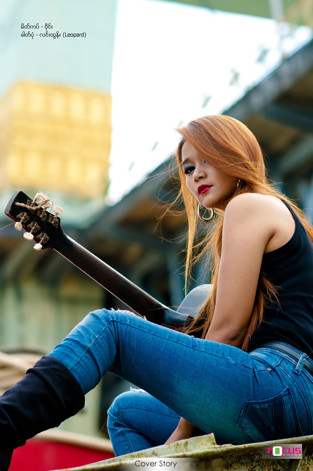 Chit Snow Oo's Beautiful Outdoor Fashion Photos