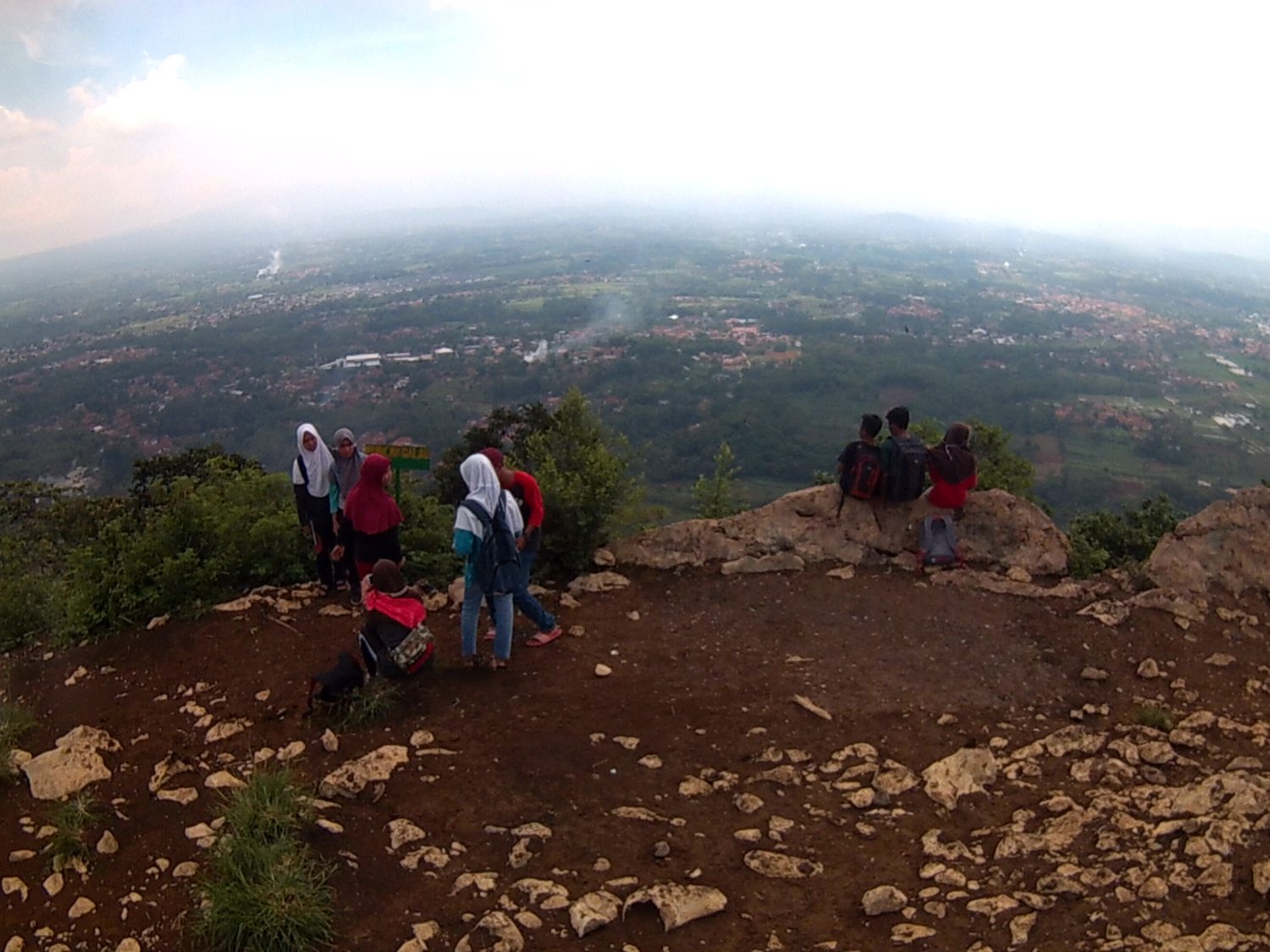 Gunung Kapur Ciampea Bogor : Landscape Sempurna di Tanah Pajajaran