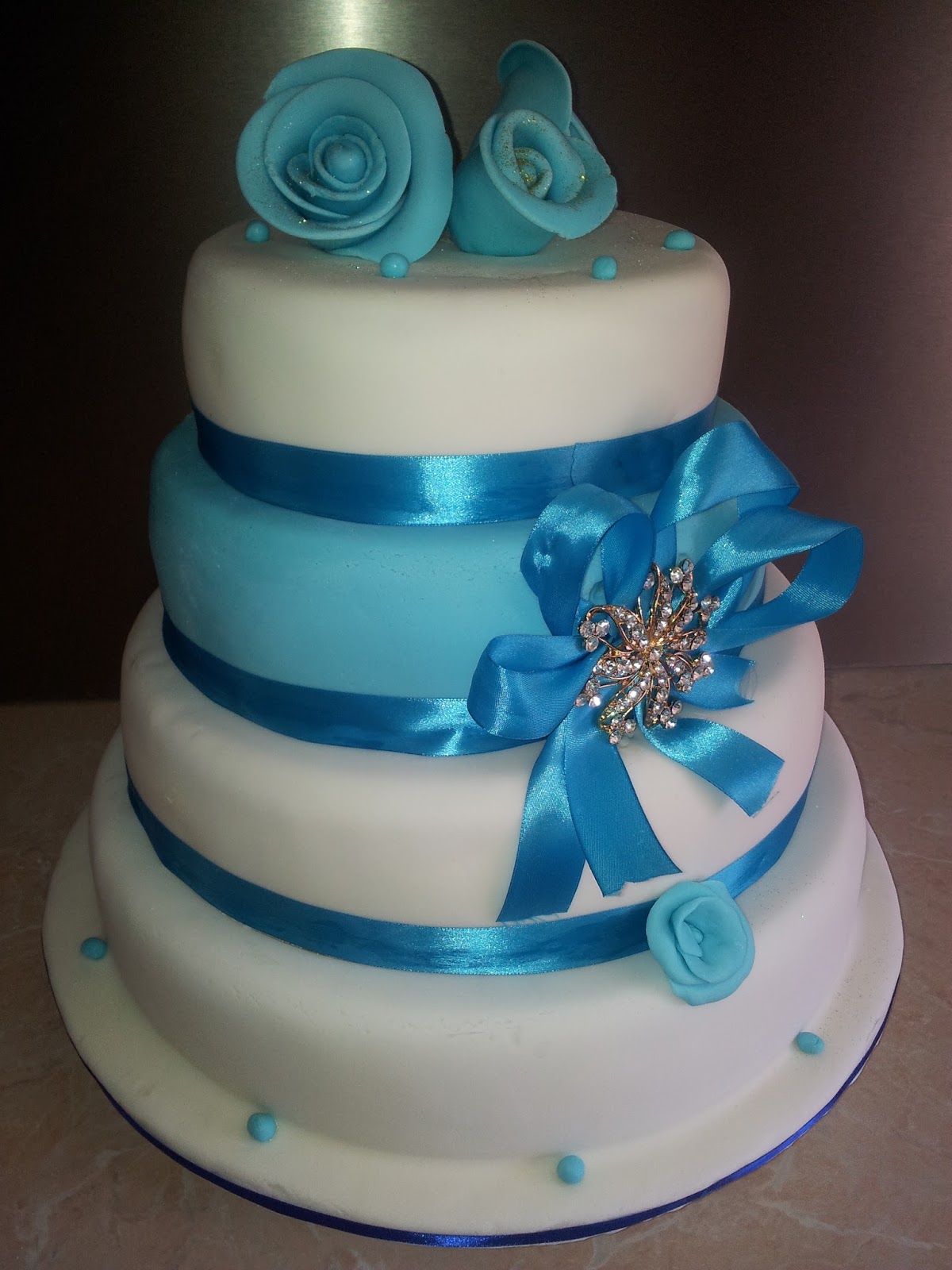 La Pâtisserie de Brunette: wedding cake bleu-blanc