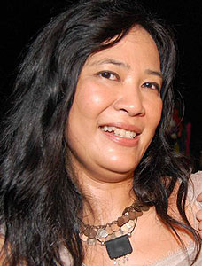 ARTIS: Oppie Andaresta