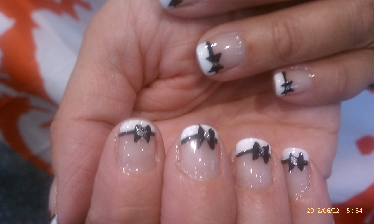 Nattie's Random Stuff: Nails self done...