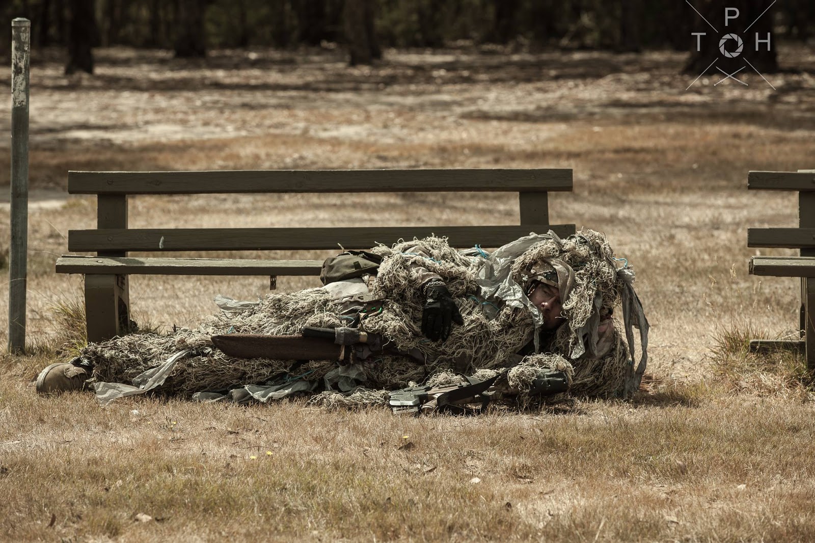 ApocalypseEquipped: Review: Combat Australia - ghillie suit