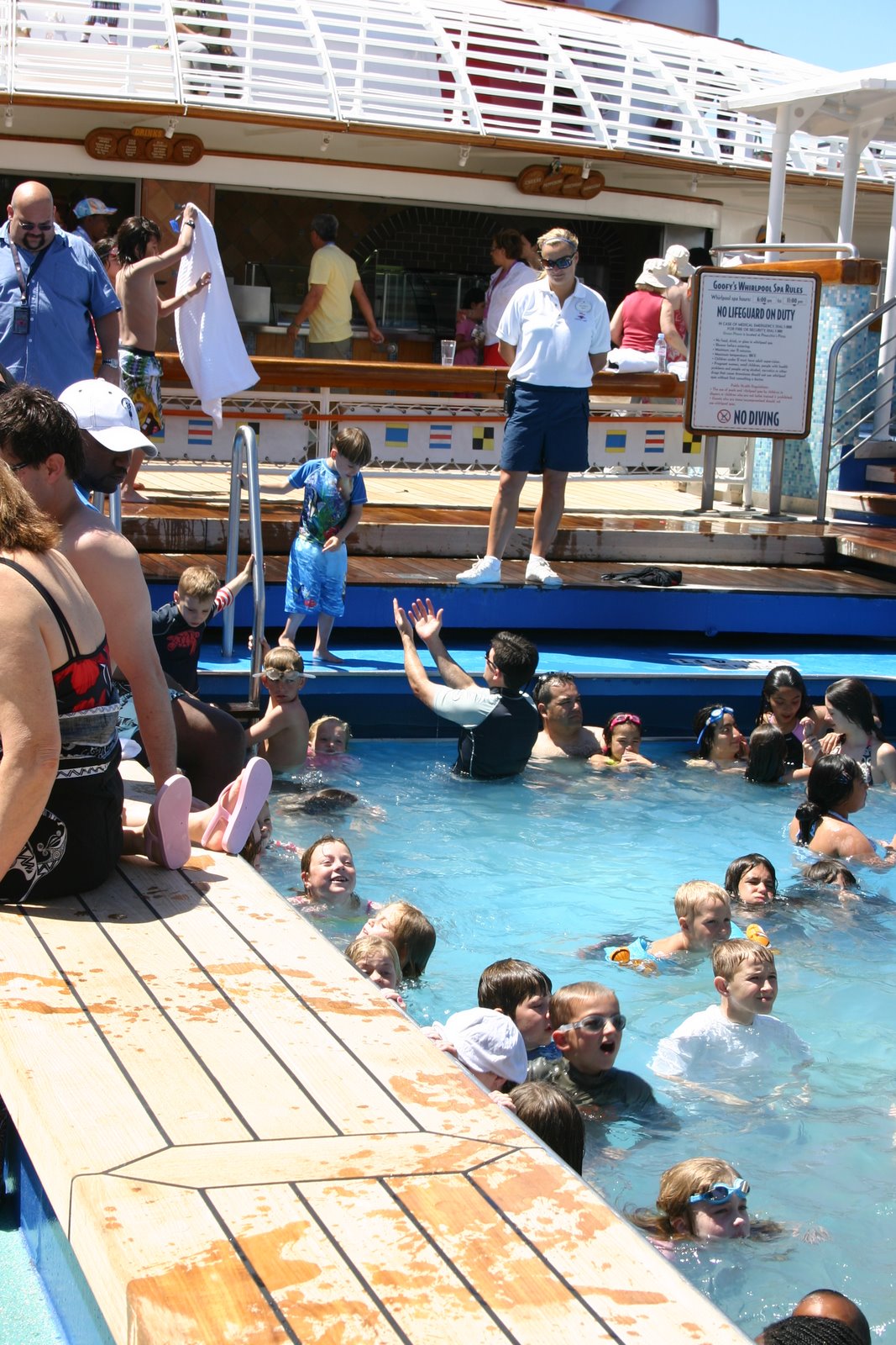 The Wright Spot: Pool Side Fun!