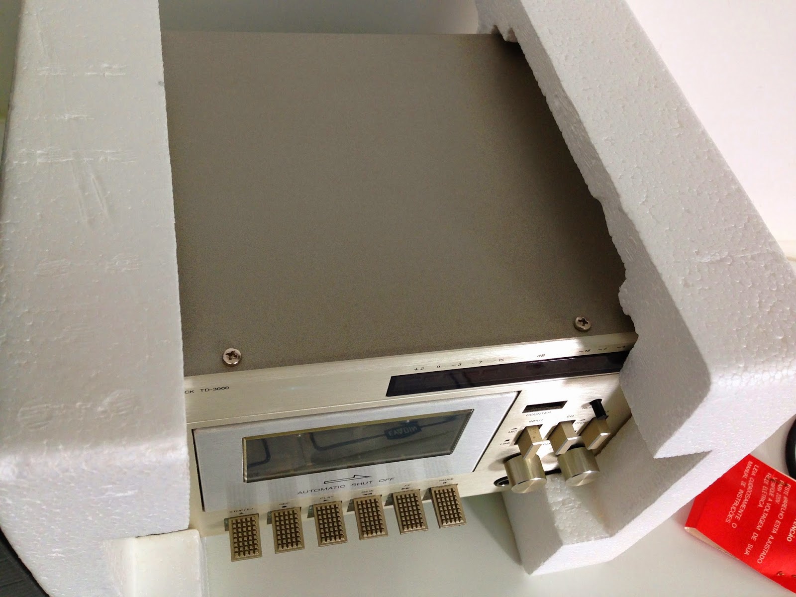 Página do Tempo/Janela do Tempo: Micro System Aiko S 3000 - Novo Exemplar