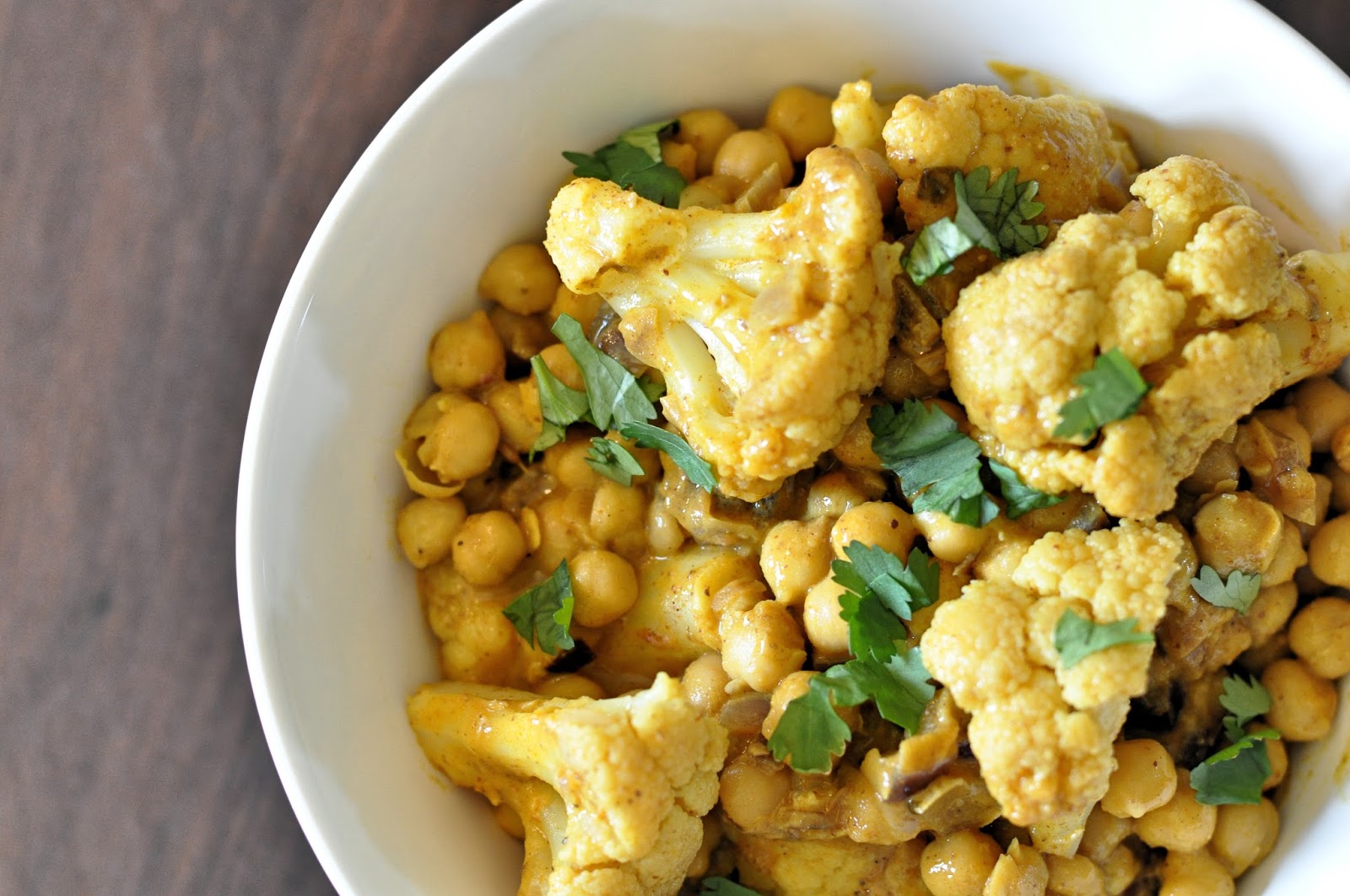 Recipe: Chickpea & Cauliflower Satay Curry | Sophie Loves Food