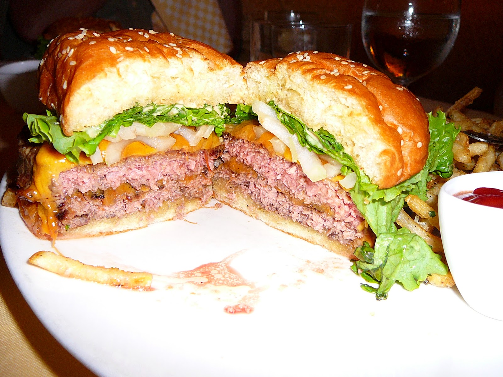 Bill Cianci's (Mostly) Burger Reviews: The Capitol Grille, Hermitage ...