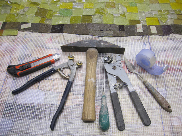 Un éclat de Mosaïque: OUTILS MOSAIQUE