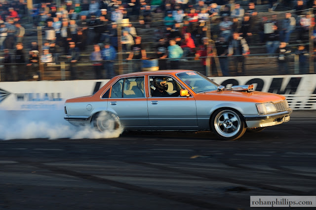 Cars, Cameras & Chronic Illness: Burnout Photo of the Day: Holden VH ...
