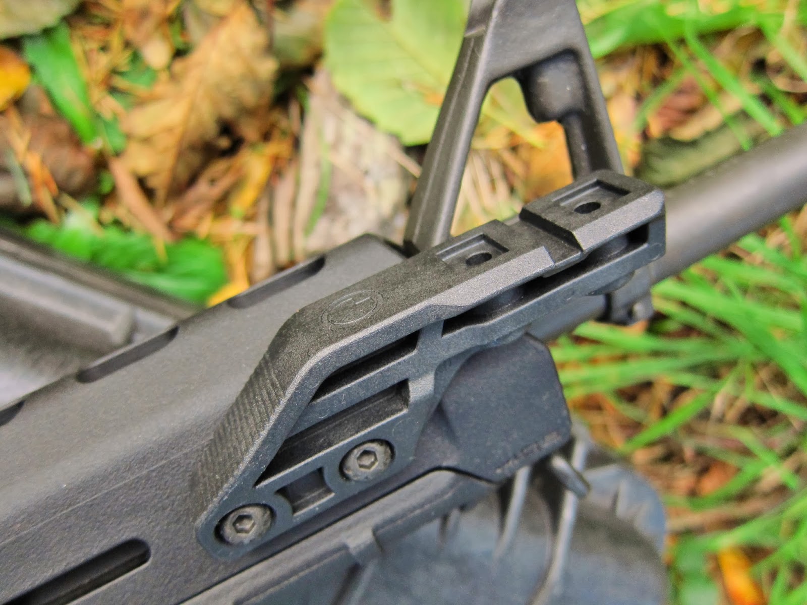 Red Crow Gear: Light Weight AR-15 Setup (On a Budget)