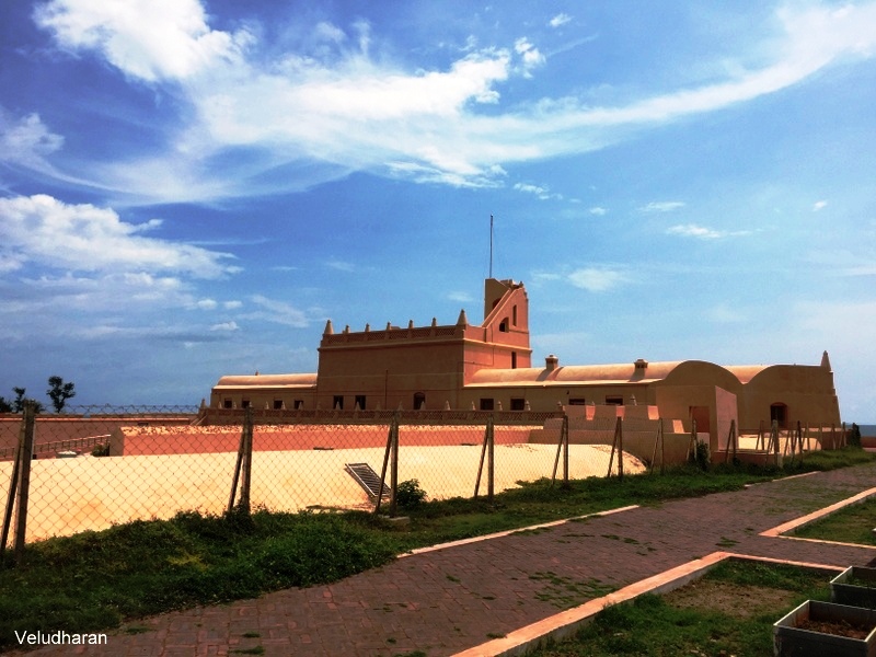 VELUDHARAN TEMPLES VISIT : Danish Fort / Fort Dansborg, Tharangambadi ...