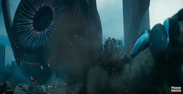 Attraction (2017) - Man With Alien Suit vs Alien | Russian Alien Movie ...