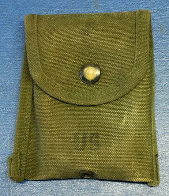 Webbingbabel: M1956 Field Dressing/Compass Pouch