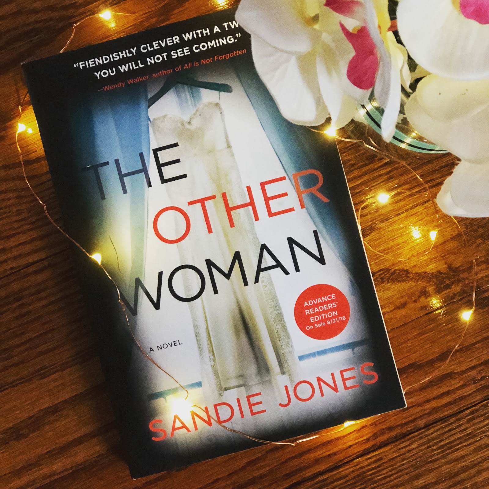 Book Review: The Other Woman by Sandie Jones — TRENDY SIMPLE LIFE
