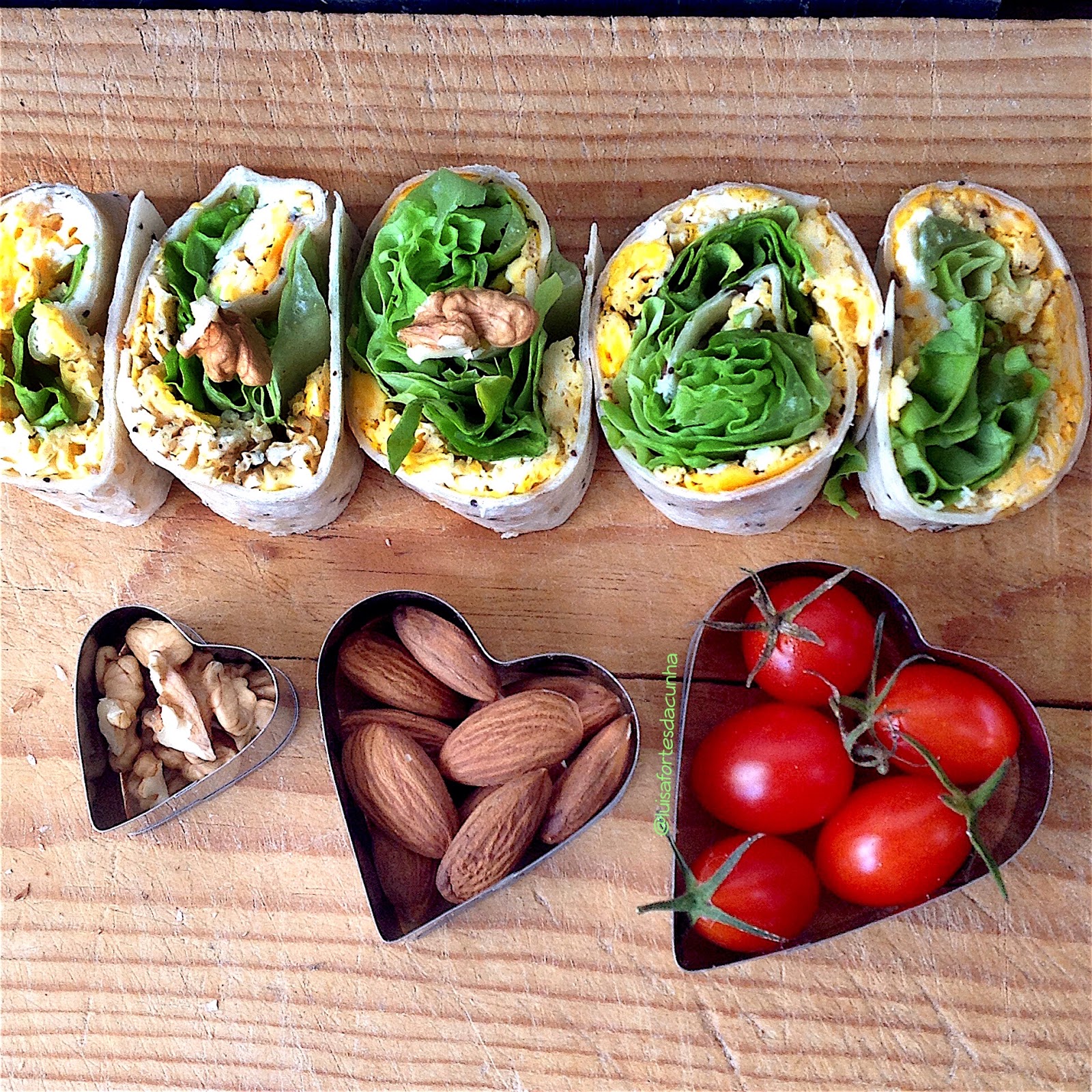 My Casual Brunch: Wraps e Sushi wraps com ovo mexido e queijo creme