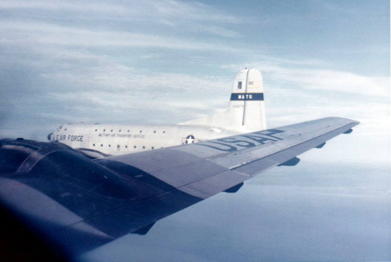 Oldsarges Aircraft Model blog: More C-124 pictures