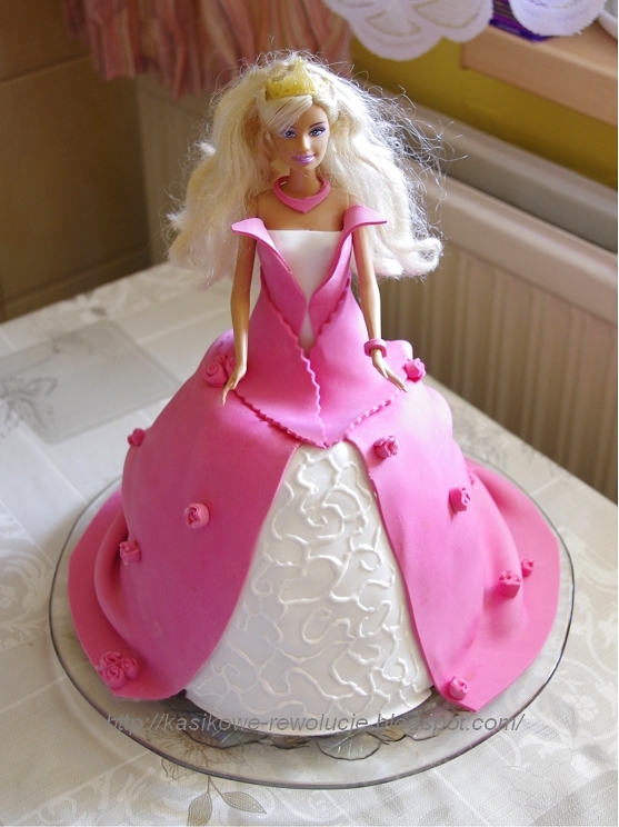 Kasikowo ... czyli moje kuchenne rewolucje: 8 Urodziny Weroniki i tort ...