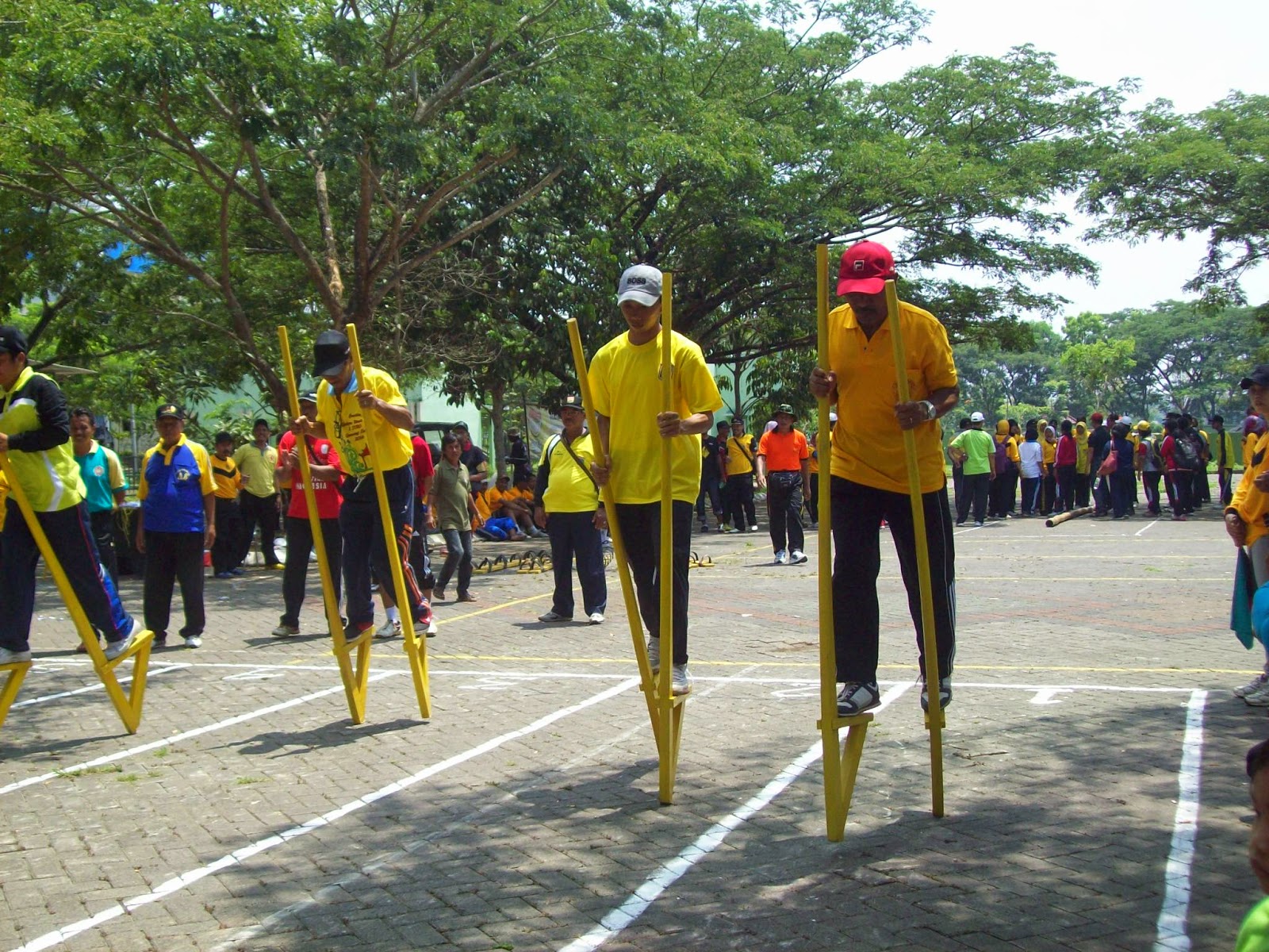 Bali Free Information: Balinese Traditional Game