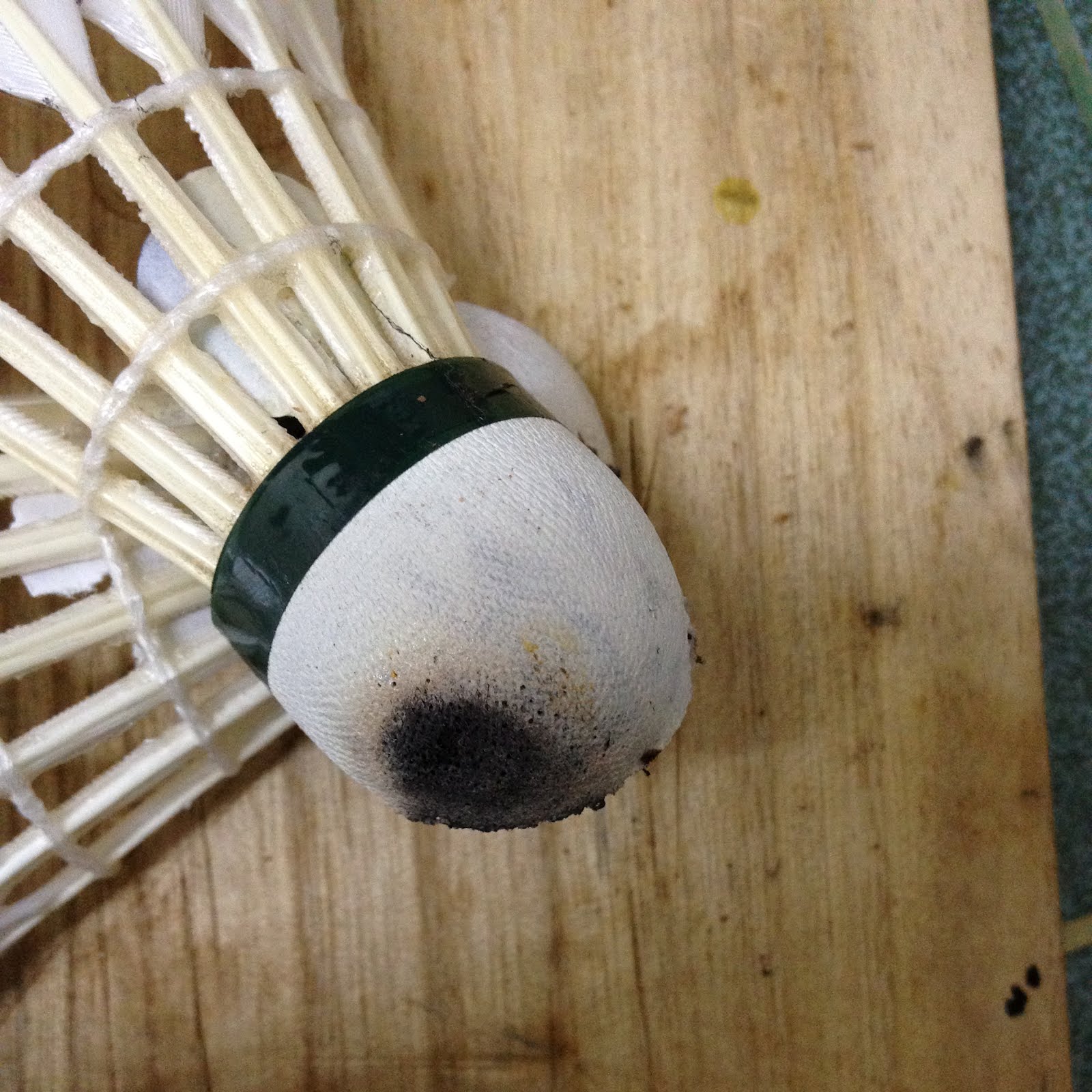 shotsbypolkiuj: Badminton shuttle materials