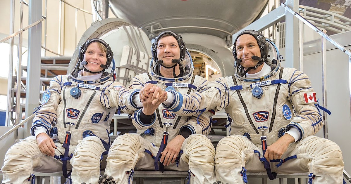 Book Junkie: Soyuz MS-11 launched today!