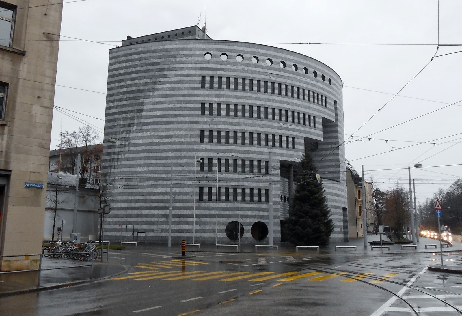 Viajar e descobrir: Suíça - Basel - Sede do BIS - Bank for ...