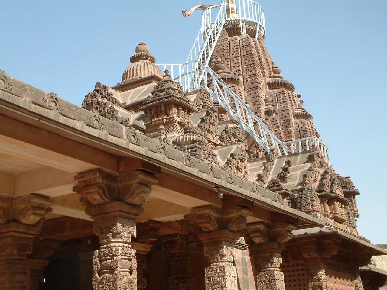 Satrangi Duniya: Osiya....