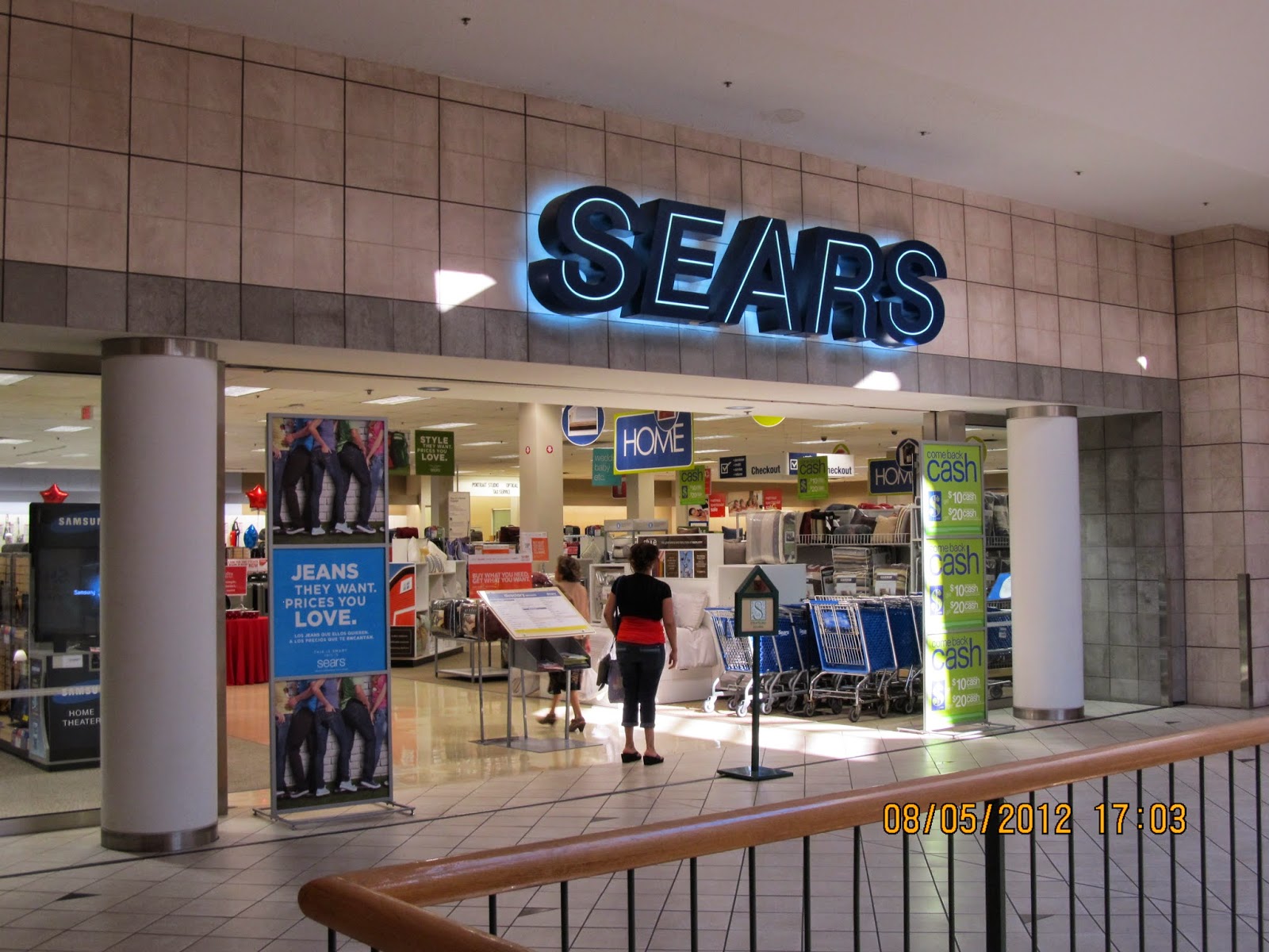 Trip to the Mall: Stratford Square Mall- ( Bloomingdale, IL)