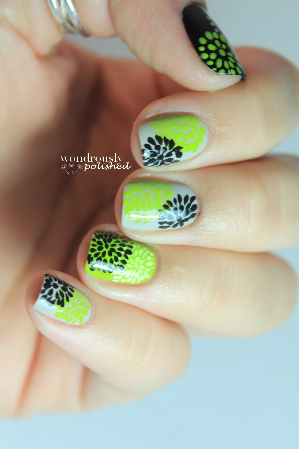 Wondrously Polished: 31 Day Nail Art Challenge - Day 4: Green Nails